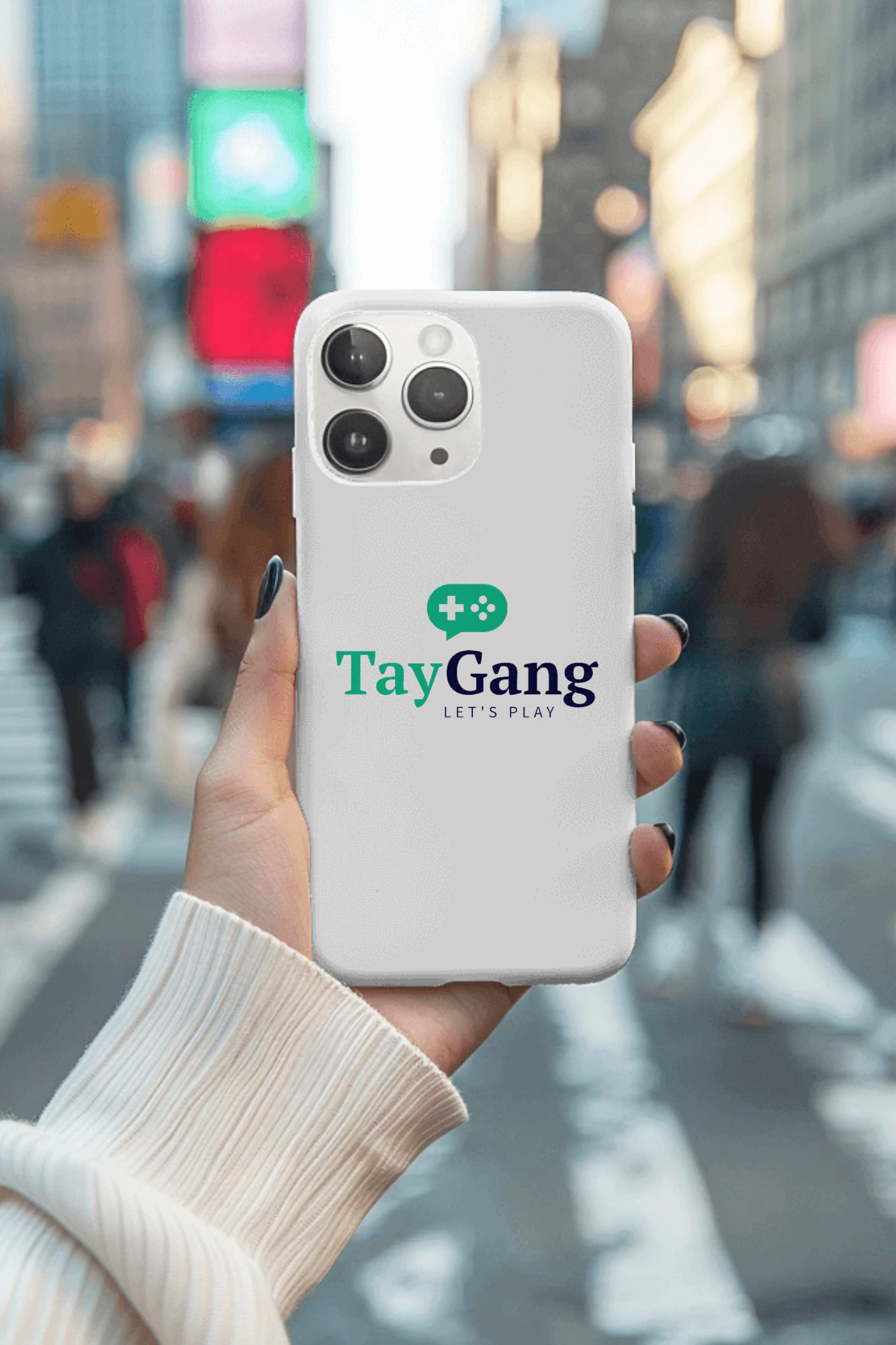 Outdoor mobile phone case logo mockup - AiDesign